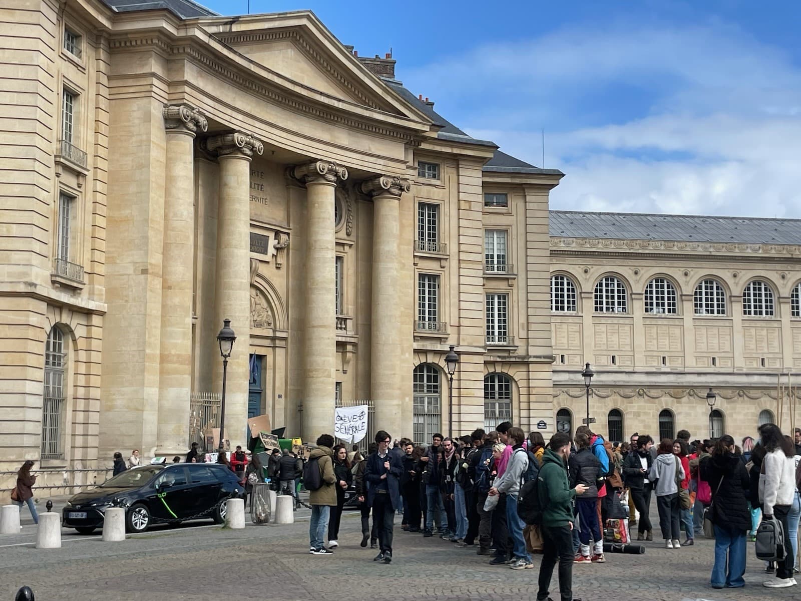 Did a Race Stop the French Protests? - The Acta Diurna | The Altamont ...